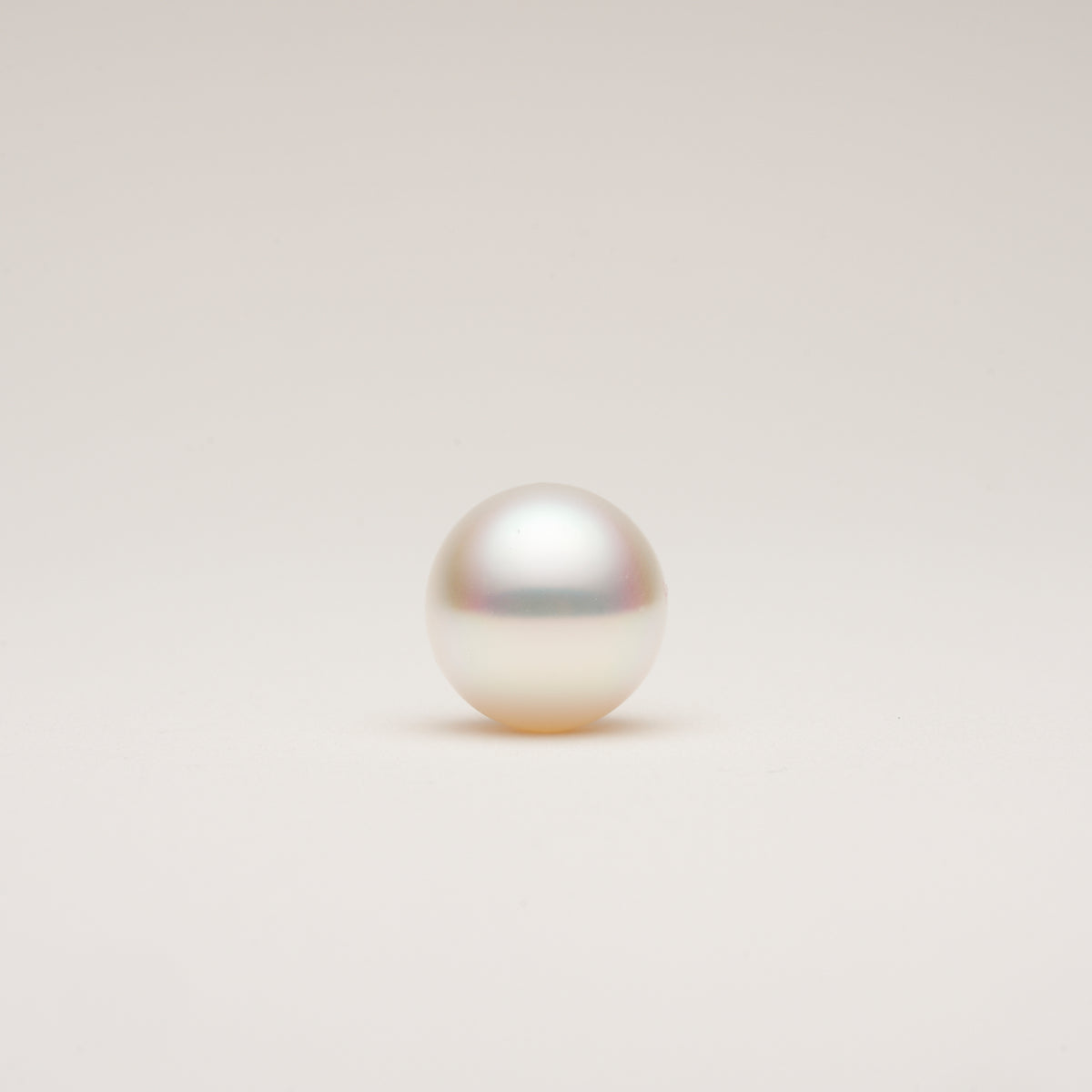Single Semi-Round 13 mm pearl, Flawless After Setting Complexion, Gem ...
