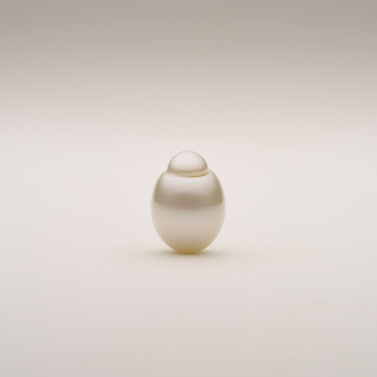 Single Topped Drop 11 mm pearl, Flawless Complexion, AA Lustre, White ...