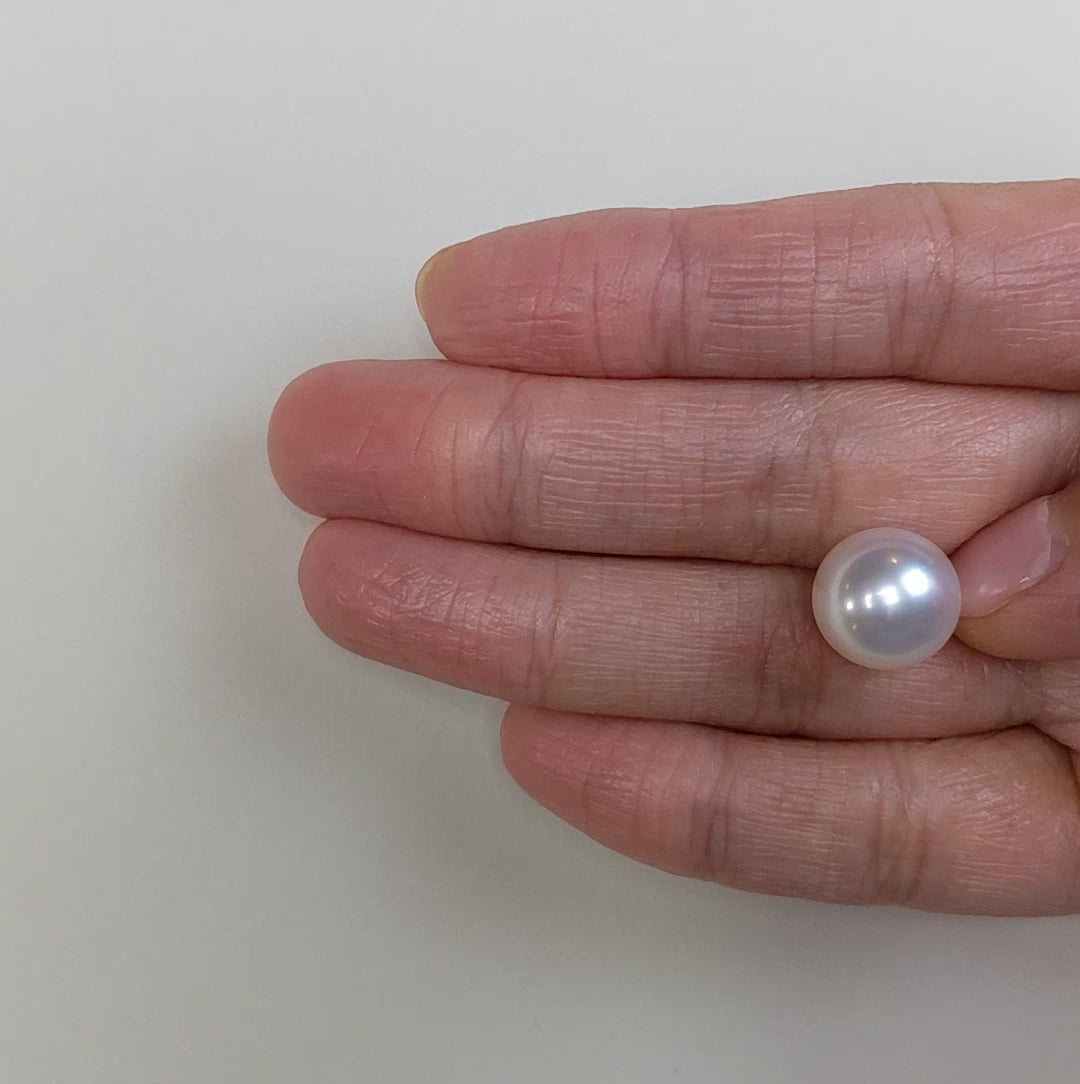 Single Semi-Round 12 mm pearl, Flawless Complexion, Gem Lustre, White ...