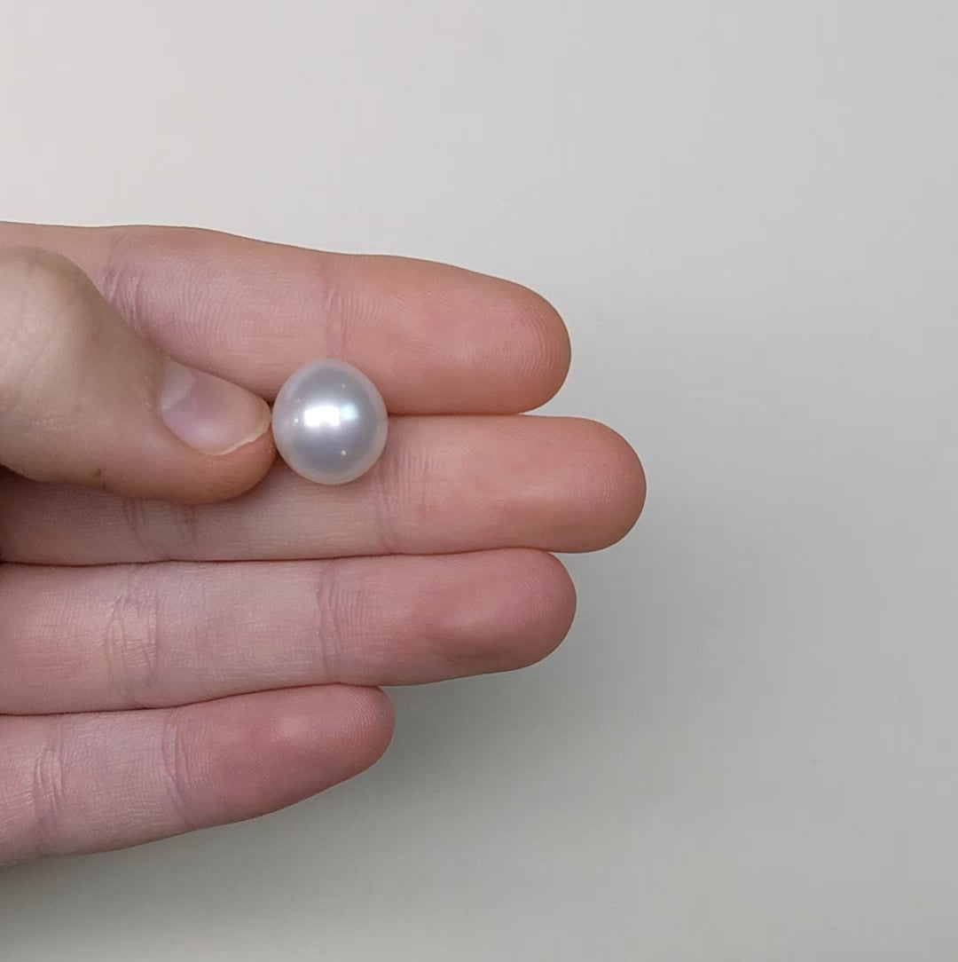 Single Drop 11 mm pearl, Flawless Complexion, AA Lustre, Silver ...