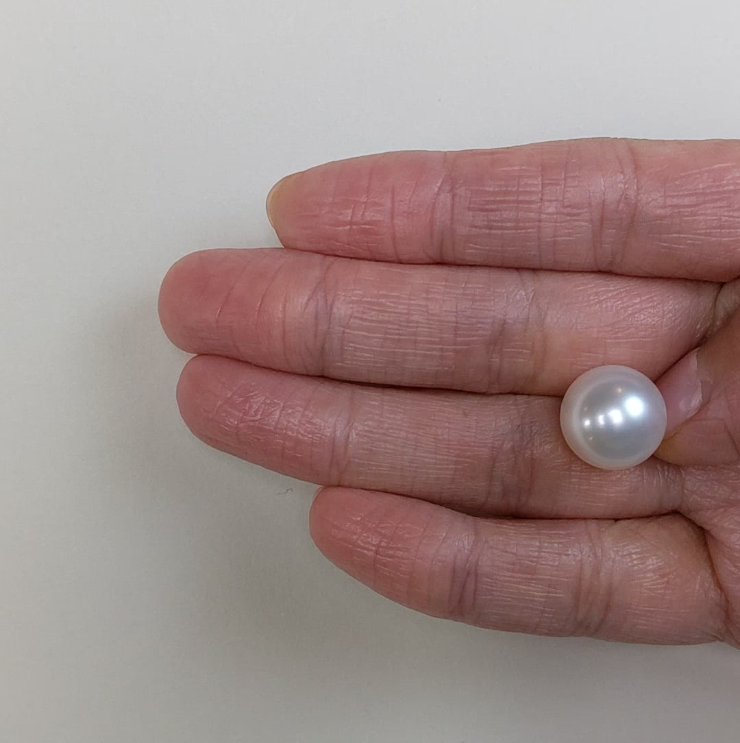 Single Semi-Round 12 mm pearl, Flawless Complexion, AA Lustre, White ...