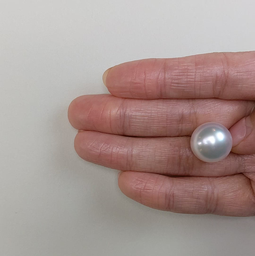 Single Button 15 mm pearl, Flawless Complexion, AA Lustre, White ...